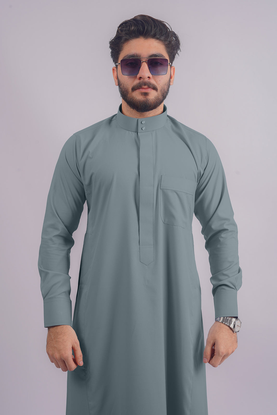 Traditional Saudi Style Thobes for Men | Elegant and Simple | Aamsah